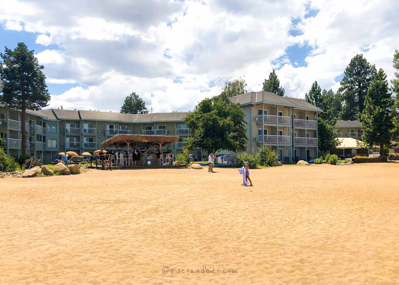 Best Lake Tahoe Lakefront Hotels & Beachfront Resorts With Lakeviews